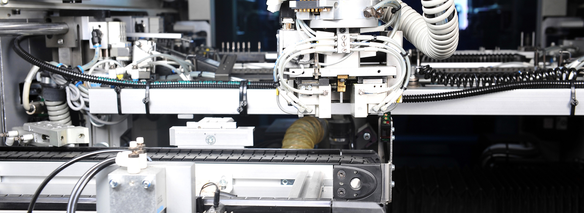 Automatisierungstechnik und Elektrotechnik aus einer Hand › LSK-ES